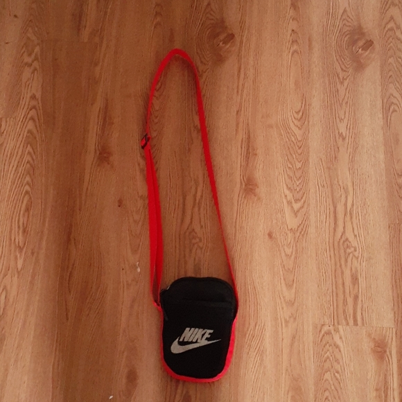Nike | Bags | Red And Black Nike Side Bag | Poshmark